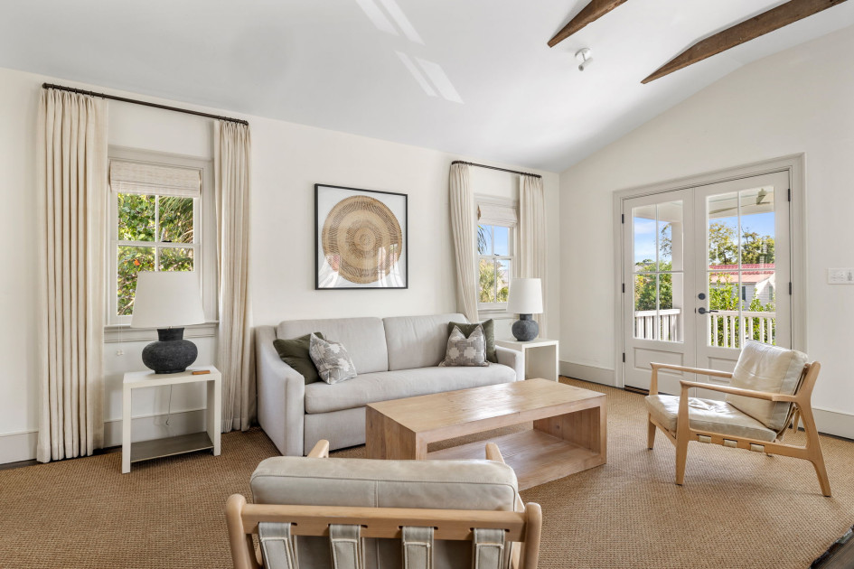 Harleston House | Unit A | Sleeps 8